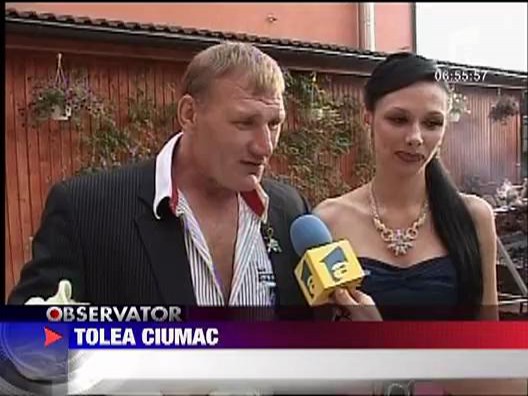 Tolea Ciumac si-a botezat fiul | Observatornews.ro