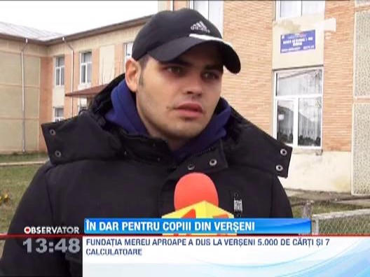 Fundatia Mereu Aproape a dus in satul Verseni 5 mii de carti si 7 ...
