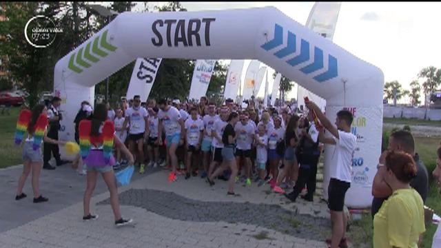 Cea de-a patra ediţie a festivalului " COLOR RUN" a avut loc în ...