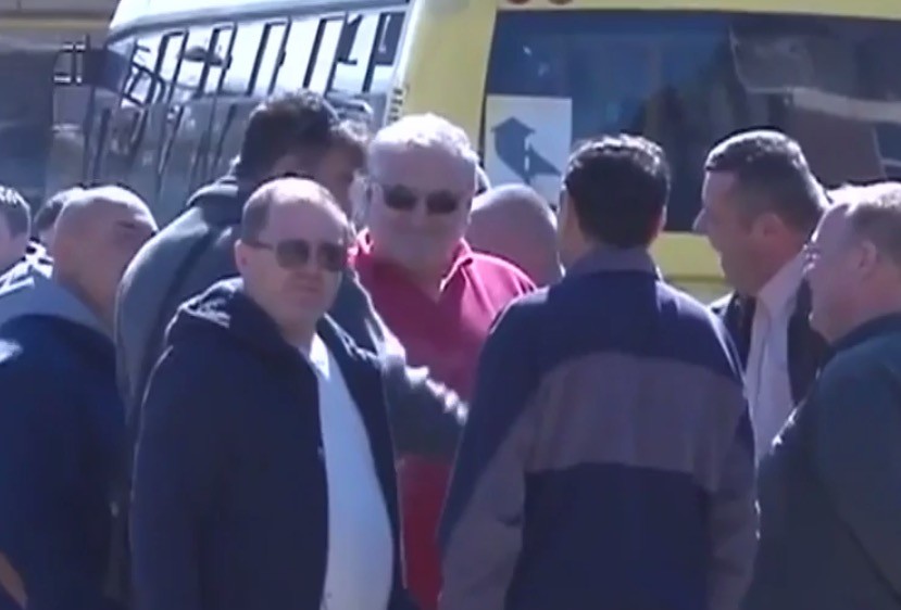 Transportul comun paralizat în Ploieşti. Salariaţii nu întrerup greva ...