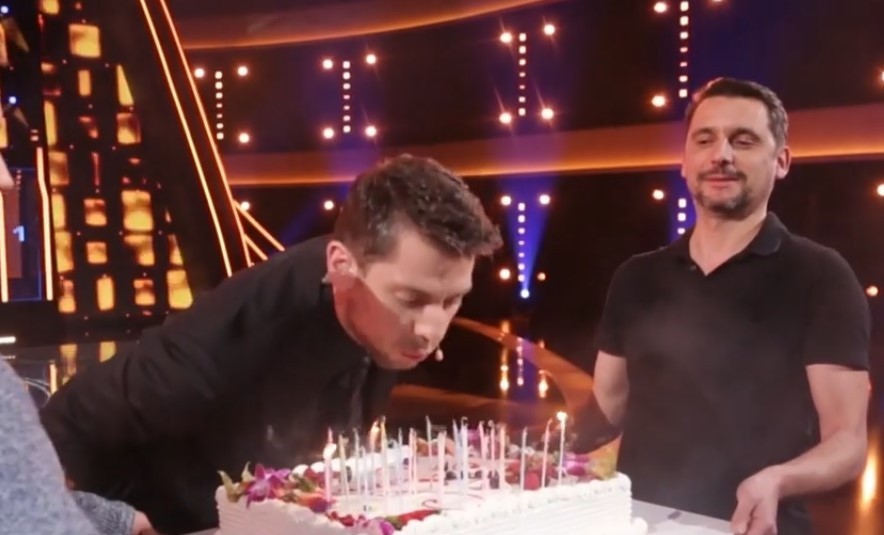 Valentin Butnaru şi-a sărbătorit ziua de naştere pe platoul de filmare ...