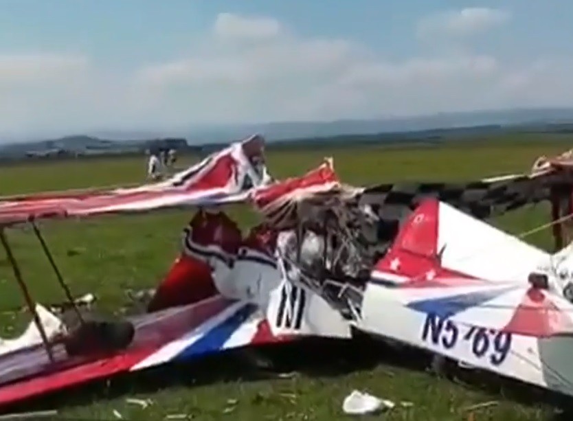 Două avioane s-au ciocnit în aer, în Suceava! Un pilot a murit, iar un ...