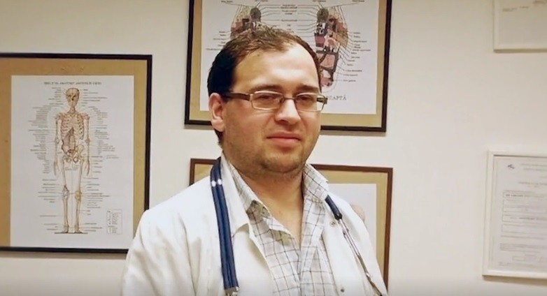 Nou medic fals în Bucureşti: cabinet într-o cameră de cămin