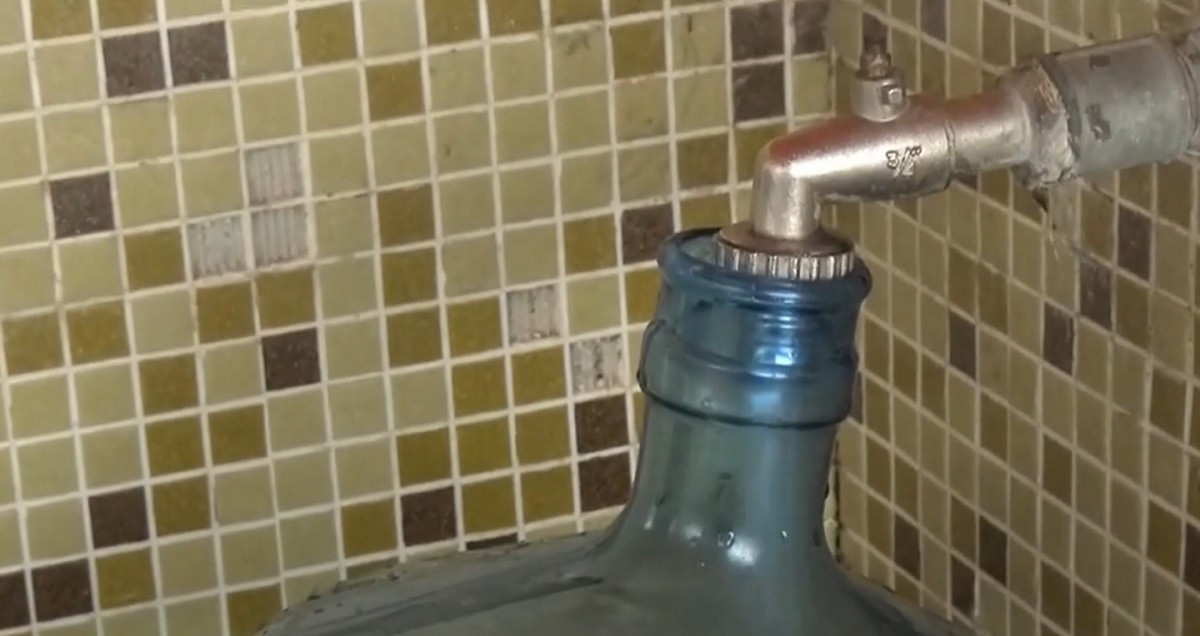 În comuna Maieru s-a descoperit un izvor cu apă cu aur coloidal