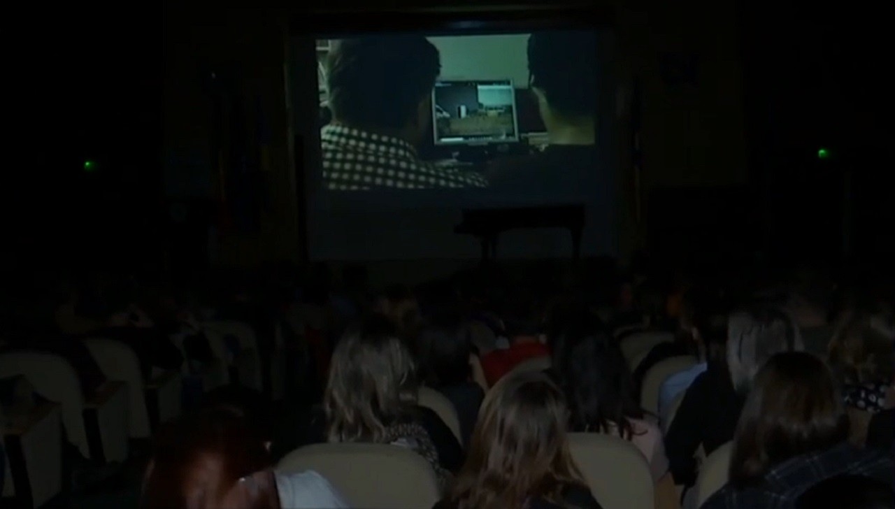 Colectiv, filmul, la Timişoara. Printre spectatori, supravieţuitorii ...
