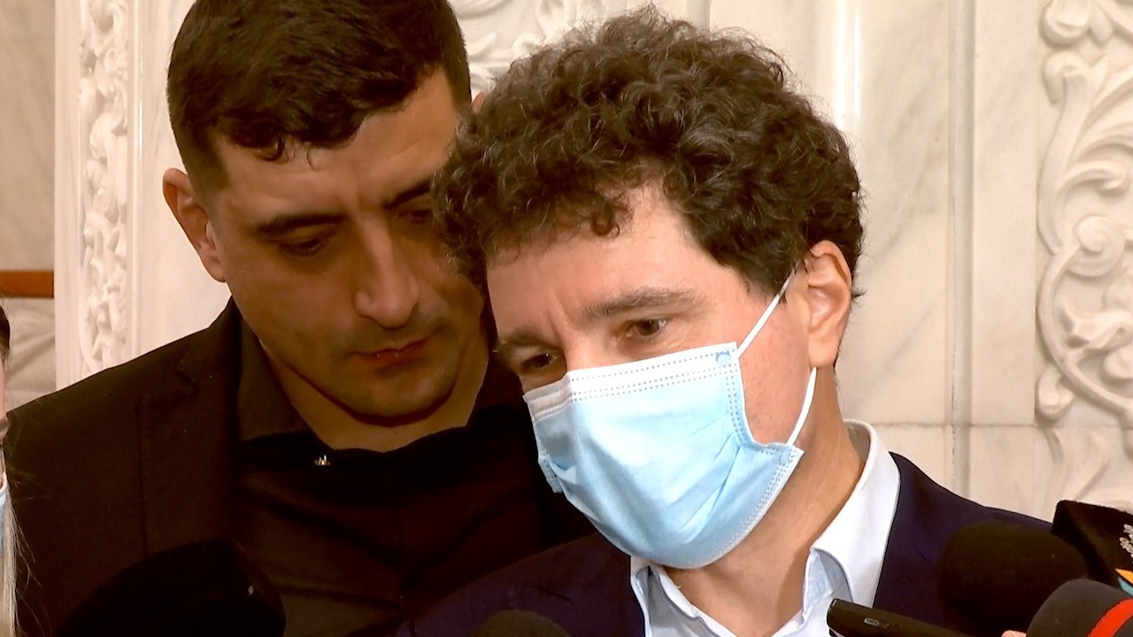 Nicuşor Dan, hărţuit de George Simion după audierile din Parlament ...