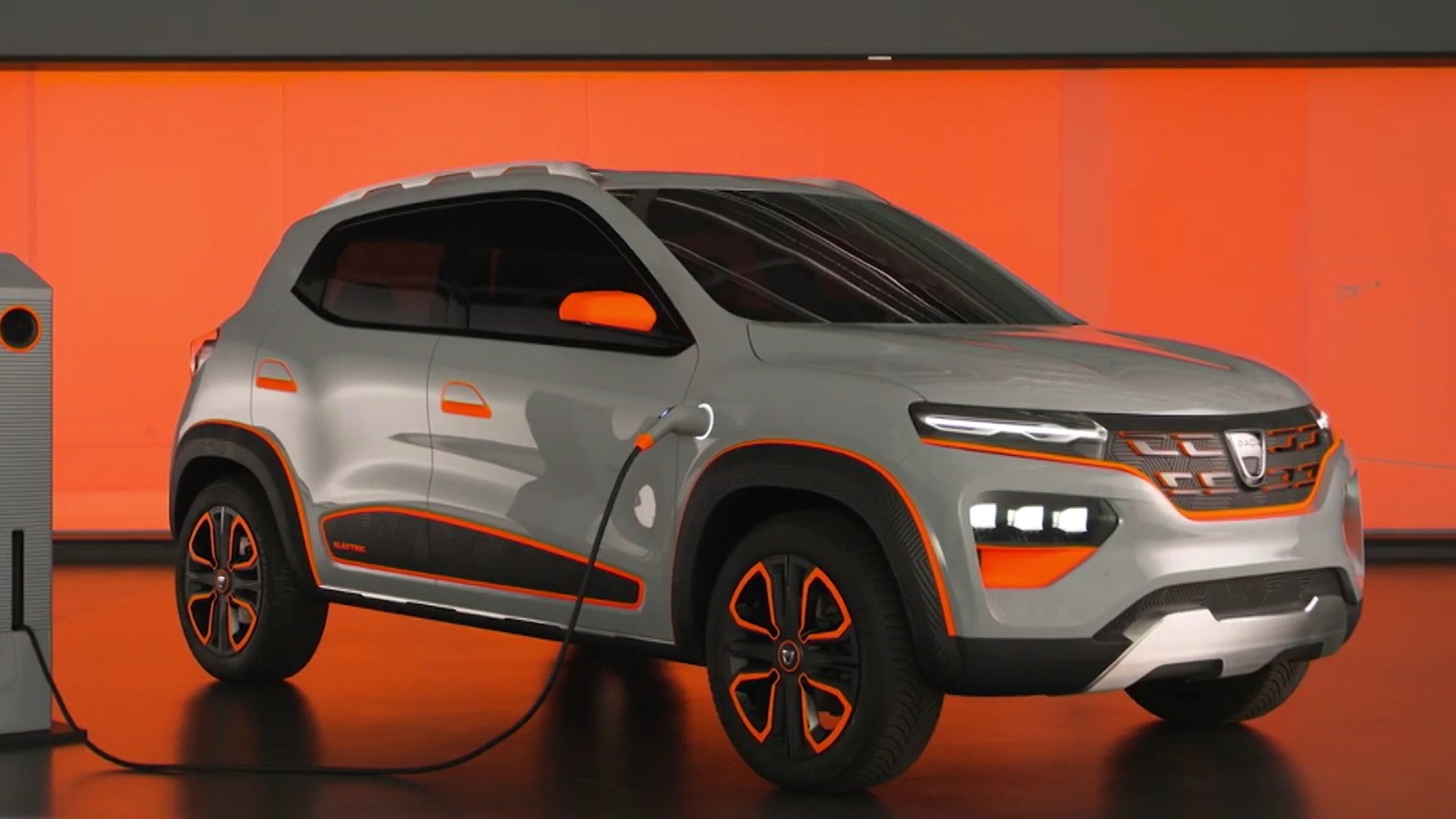 Dacia Spring, cea mai vândută maşină în ultima lună. Topul ...