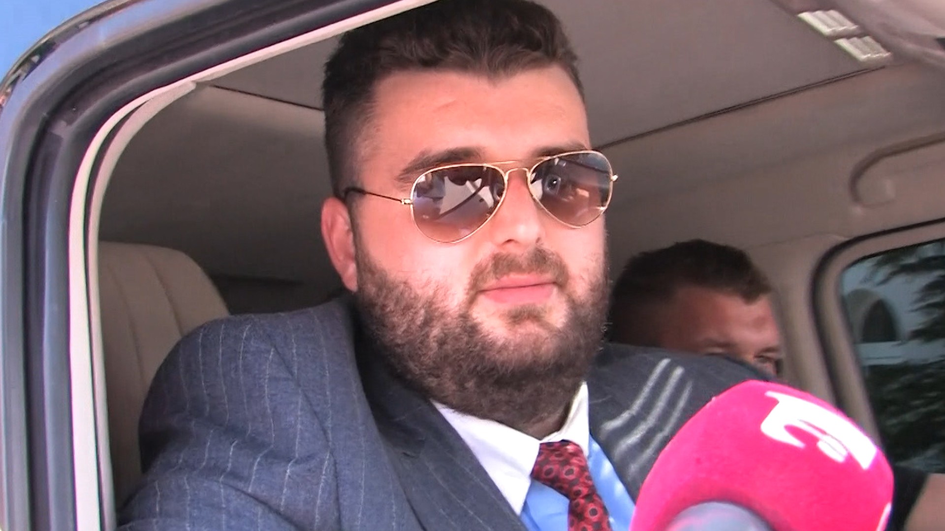 Victor Micula, o nouă distracţie care s-a lăsat cu dosar penal. S-a ...