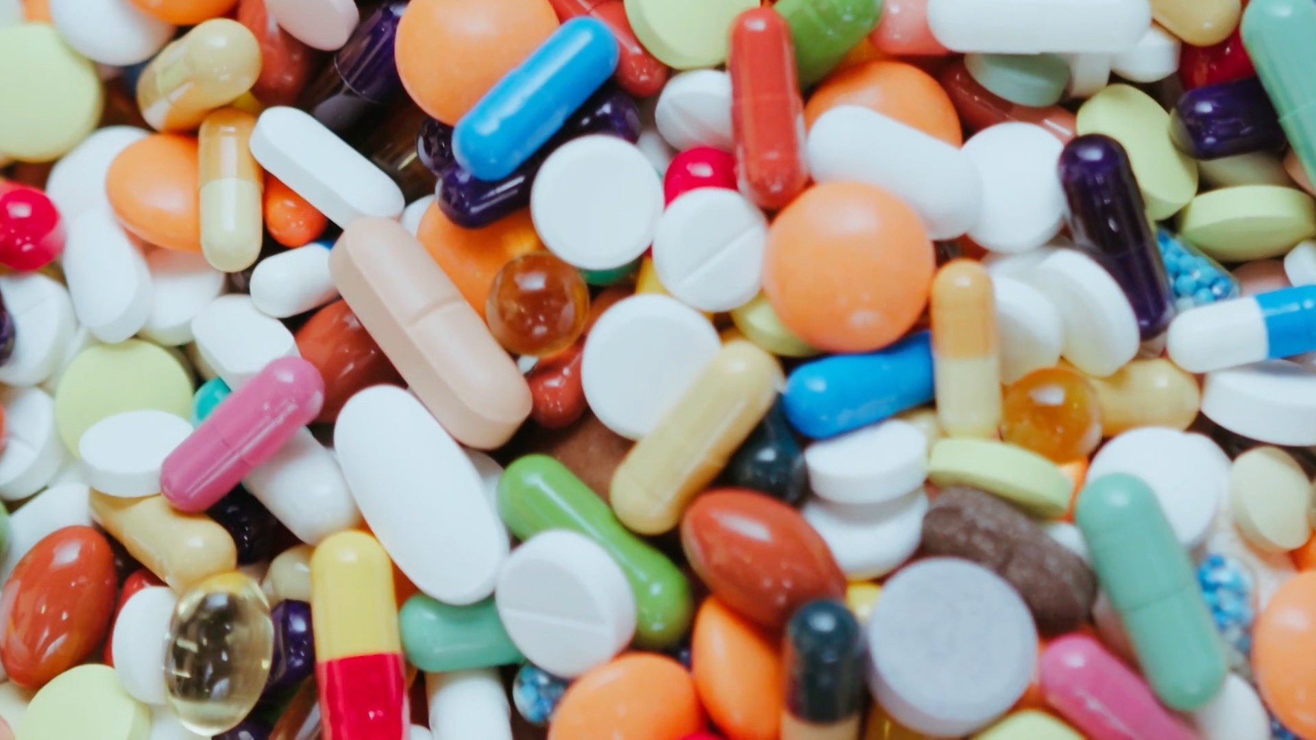 Cât de bune sunt antibioticele şi ce riscuri prezintă când le foloseşti ...