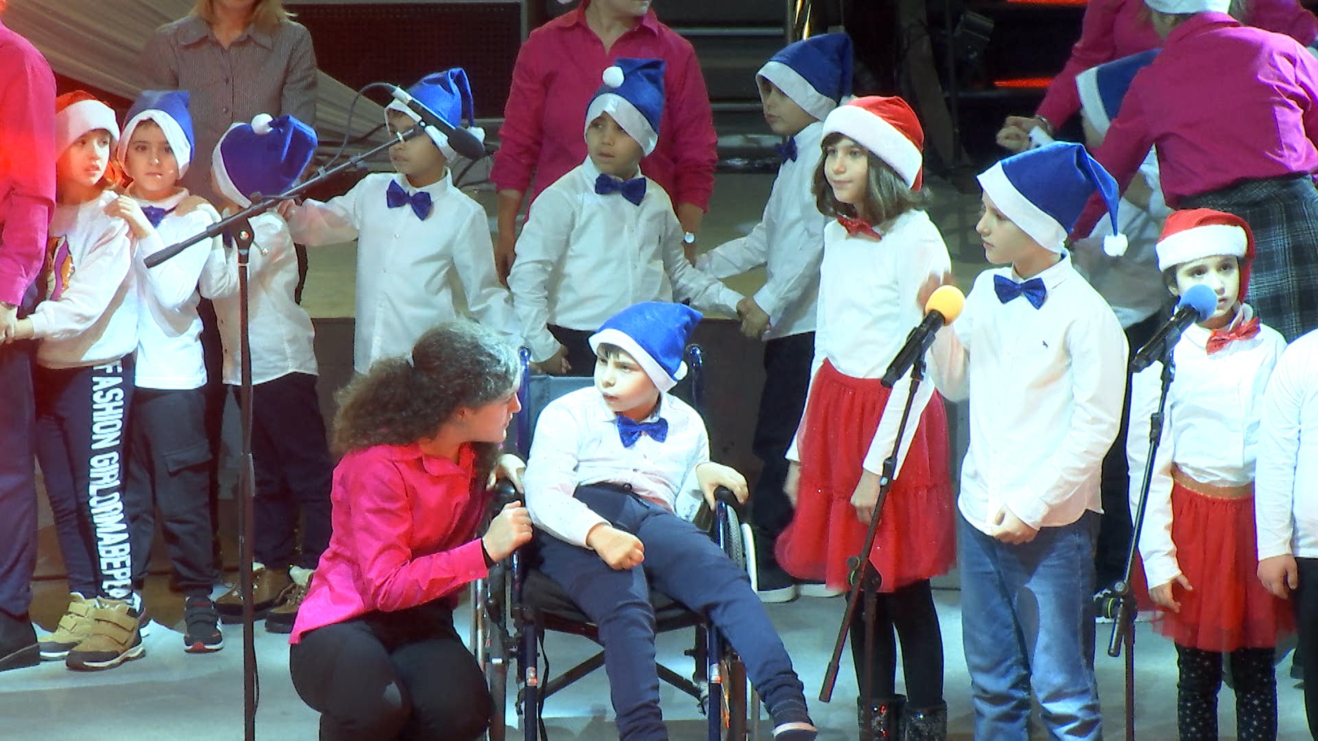 "Sunt emoţii foarte puternice". Arena Circului Metropolitan a avut ...