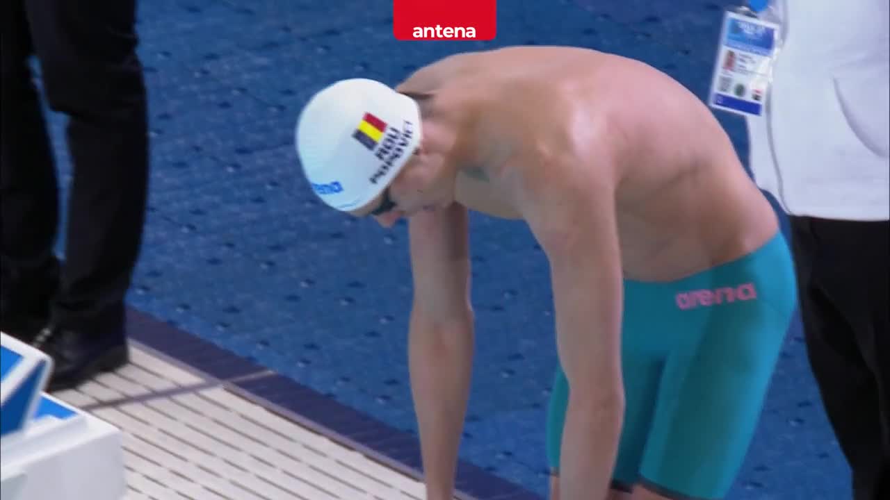 David Popovici a stabilit un nou record mondial la juniori. S-a calificat în finala de joi de la ...