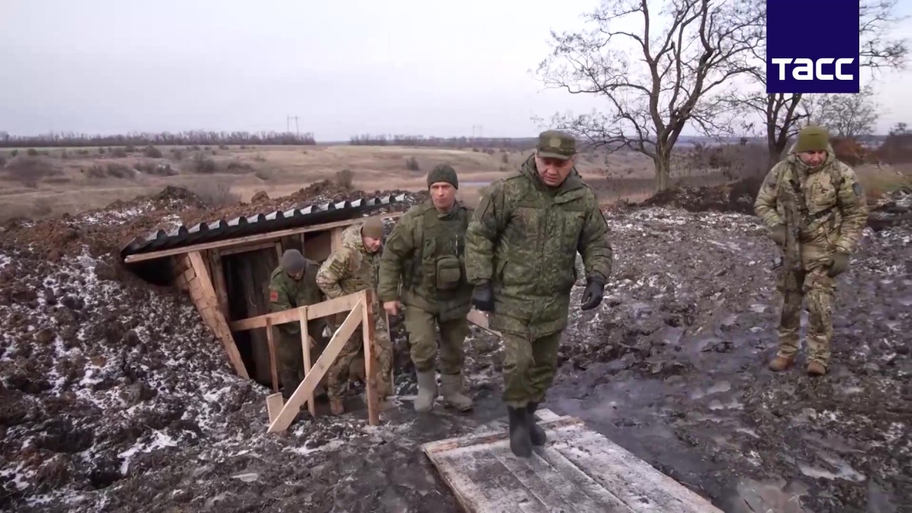 Serghei Şoigu a vizitat linia frontului din Ucraina. Reacţia soldaţilor ...