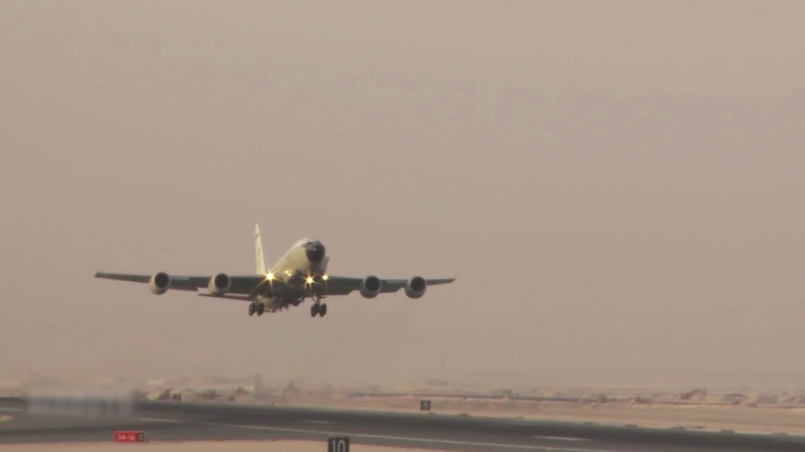 Cel mai urmărit avion din lume pe cerul României. Aeronava de spionaj ...