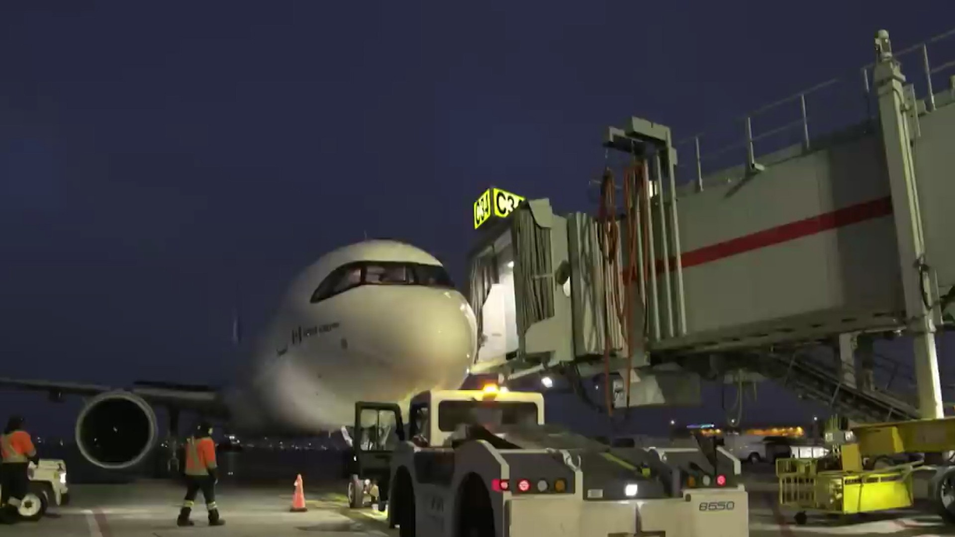 "Este ceva foarte rar". Container plin cu aur, "evaporat" dintr-un ...