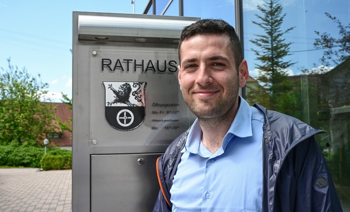 Povestea incredibilă a lui Ryyan, primul refugiat sirian care ajunge ...