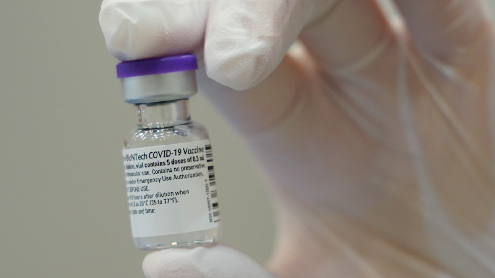 Pfizer vrea 3 miliarde de lei de la România, pe cele 28 de milioane de ...