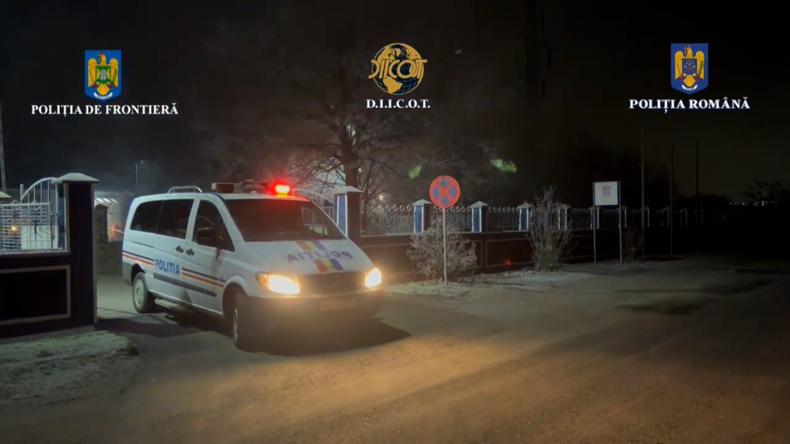 Percheziţii de amploare la traficanţii de migranţi. Cum acţionau ...