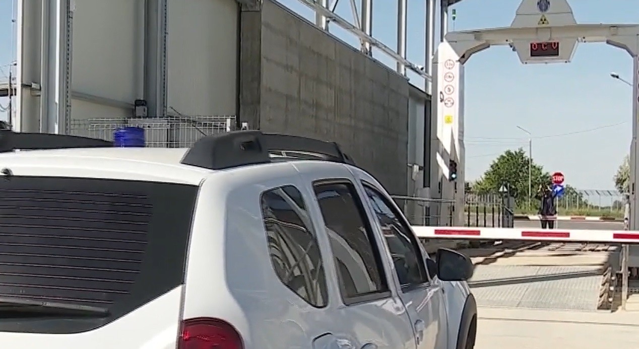 Primul scanner mobil cu raze X din România, instalat la Galați. Au fost ...