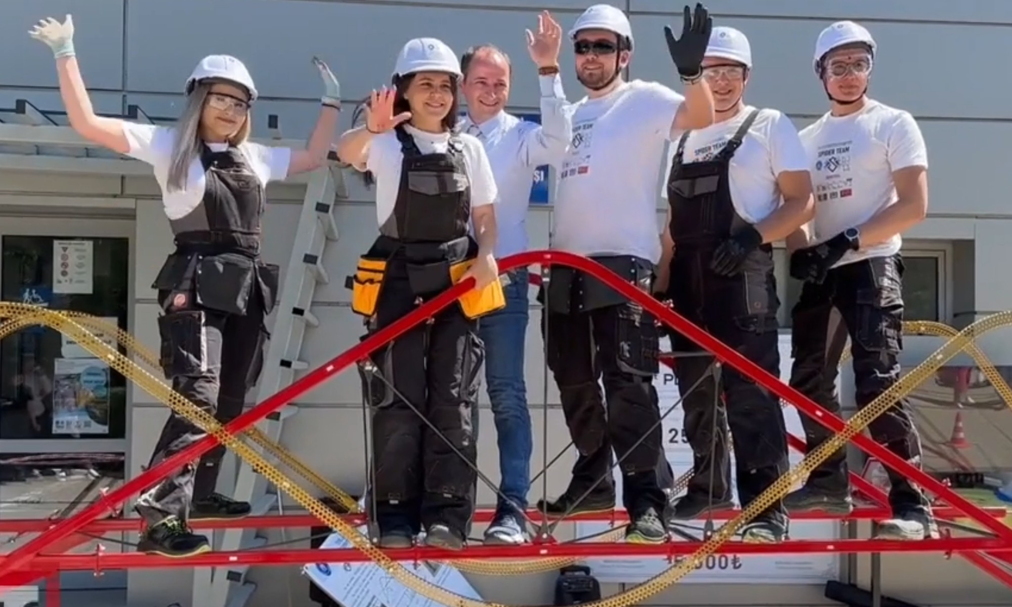 Românii care construiesc cele mai bune poduri: echipa de studenţi din ...