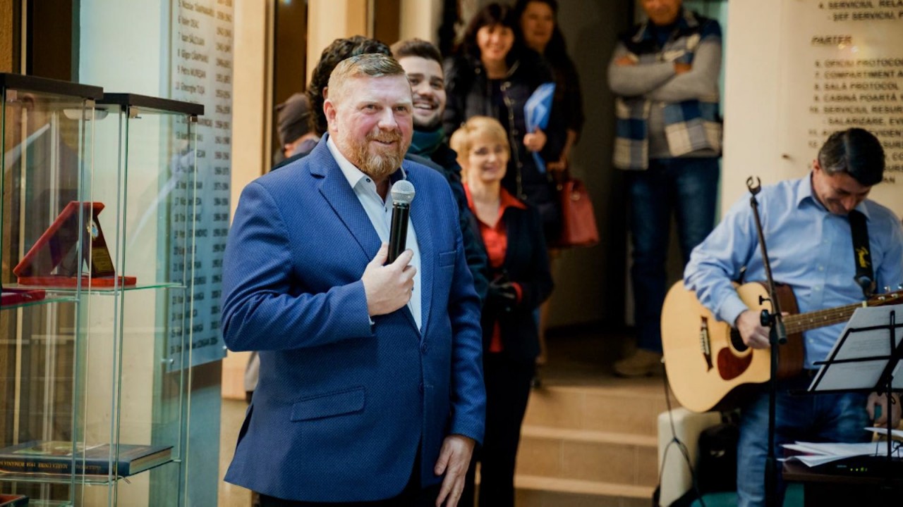 Primarul din Câmpia Turzii, vizitat de DNA. Edilul e suspectat de ...