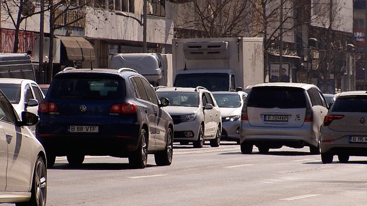 Închisoare pentru cei care se urcă la volan fără permis, chiar dacă nu ...