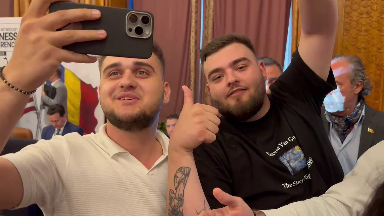 Iritat, George Simion și-a pus "gărzile de corp" să îl scape de ...