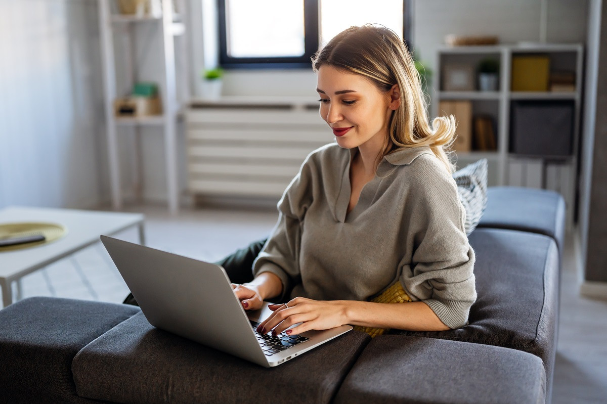 Joburi part-time pe care le poți face de acasă. Poți câștiga 3.000 lei ...