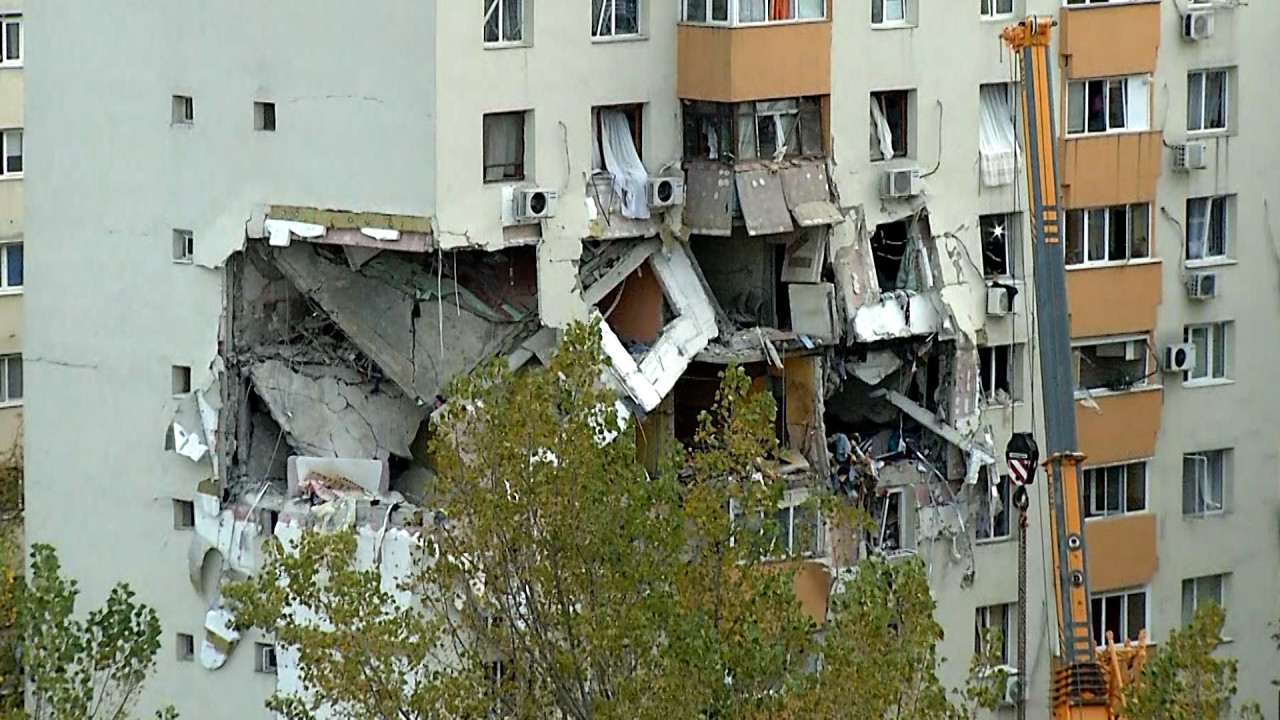 Noi detalii despre explozia blocului din Rahova. Pană de curent înainte ...