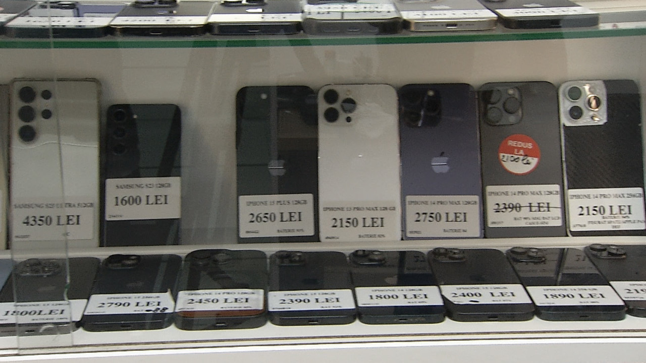 Telefoane şi electrocasnice, luate în rate şi duse imediat la amanet ...