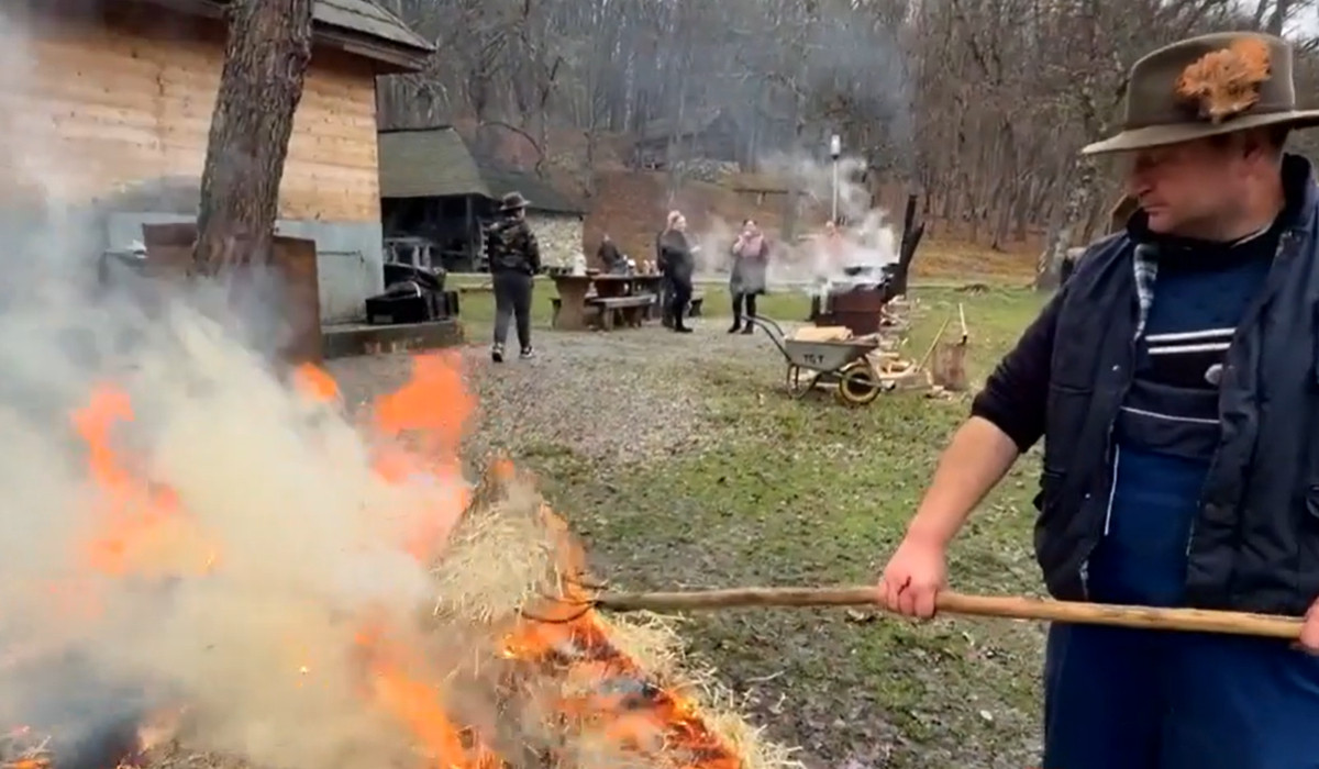 Ignatul, retrăit ca odinioară. Tradiții de Crăciun readuse la viață în ...
