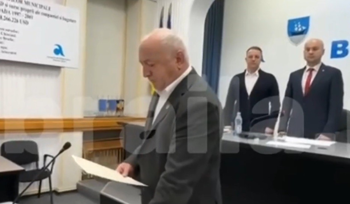 Jurământ depus de un consilier local la Brăila: "Subsemnatul Popa ...